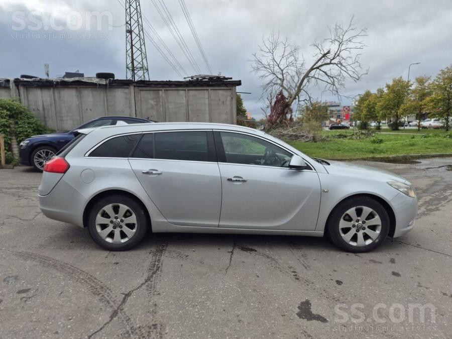 Pelēks Opel Insignia 2011 Rīga, ar dzinēja tilpumu 2.00 L un nobraukumu 396 tūkst. km par 2490 €, foto 6 vietnē AUTOMOTO.COM.LV