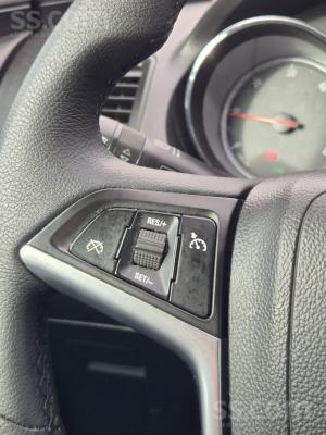 Pelēks Opel Insignia 2011 Rīga, ar dzinēja tilpumu 2.00 L un nobraukumu 396 tūkst. km par 2490 €, foto 19 vietnē AUTOMOTO.COM.LV
