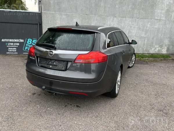 Pelēks Opel Insignia 2012 Liepāja, ar dzinēja tilpumu 2.00 L un nobraukumu 241 tūkst. km par 3950 €, foto 3 vietnē AUTOMOTO.COM.LV