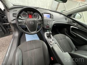 Pelēks Opel Insignia 2012 Liepāja, ar dzinēja tilpumu 2.00 L un nobraukumu 241 tūkst. km par 3950 €, foto 7 vietnē AUTOMOTO.COM.LV