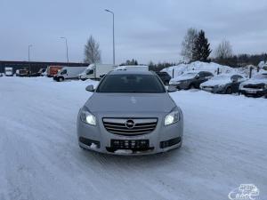 Grey Opel Insignia 2012 in Avizieniai, with an engine capacity of 2.00 L and mileage of 331 thousand km for 3900 €, photo  on AUTOMOTO.COM.LV