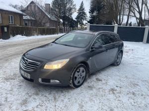 Grey Opel Insignia 2012 in Riga, with an engine capacity of 2.00 L and mileage of 229 thousand km for 3500 €, photo  on AUTOMOTO.COM.LV