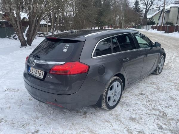 Pelēks Opel Insignia 2012 Rīga, ar dzinēja tilpumu 2.00 L un nobraukumu 229 tūkst. km par 3500 €, foto 4 vietnē AUTOMOTO.COM.LV