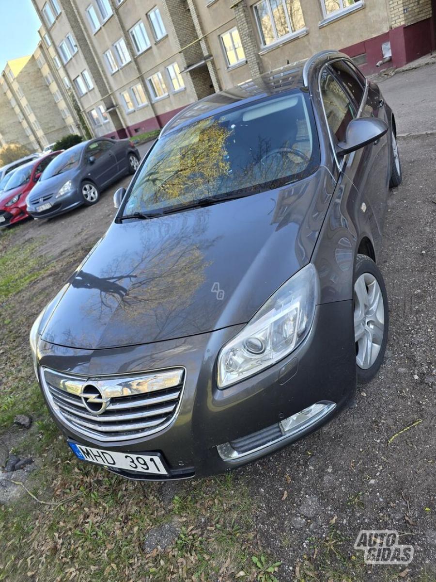 Pelēks Opel Insignia 2012 Viļņa, ar dzinēja tilpumu 2.00 L un nobraukumu 289 tūkst. km par 4400 €, foto 3 vietnē AUTOMOTO.COM.LV