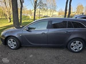 Pelēks Opel Insignia 2012 Viļņa, ar dzinēja tilpumu 2.00 L un nobraukumu 289 tūkst. km par 4400 €, foto 4 vietnē AUTOMOTO.COM.LV