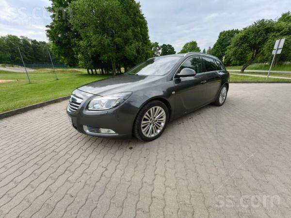 Pelēks Opel Insignia 2012 Preiļi, ar dzinēja tilpumu 2.00 L un nobraukumu 326 tūkst. km par 2450 €, foto 2 vietnē AUTOMOTO.COM.LV