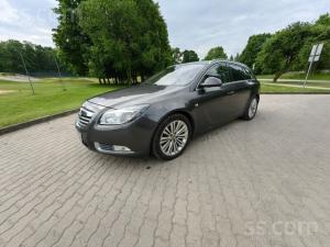 Pelēks Opel Insignia 2012 Preiļi, ar dzinēja tilpumu 2.00 L un nobraukumu 326 tūkst. km par 2450 €, foto 3 vietnē AUTOMOTO.COM.LV