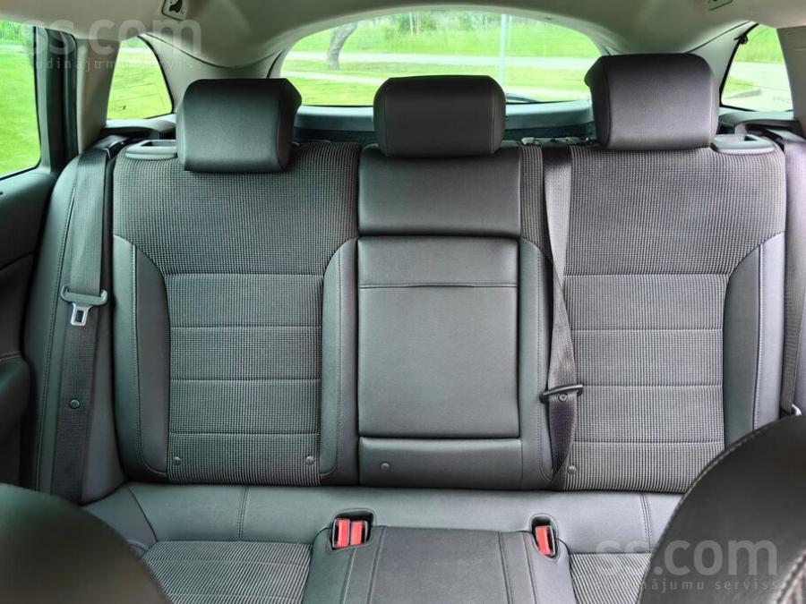 Pelēks Opel Insignia 2012 Preiļi, ar dzinēja tilpumu 2.00 L un nobraukumu 326 tūkst. km par 2450 €, foto 8 vietnē AUTOMOTO.COM.LV