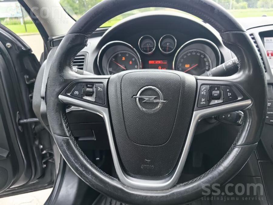 Pelēks Opel Insignia 2012 Preiļi, ar dzinēja tilpumu 2.00 L un nobraukumu 326 tūkst. km par 2450 €, foto 11 vietnē AUTOMOTO.COM.LV