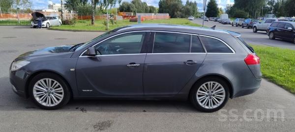 Pelēks Opel Insignia 2012 Rīga, ar dzinēja tilpumu 2.00 L un nobraukumu 263 tūkst. km par 4500 €, foto 3 vietnē AUTOMOTO.COM.LV