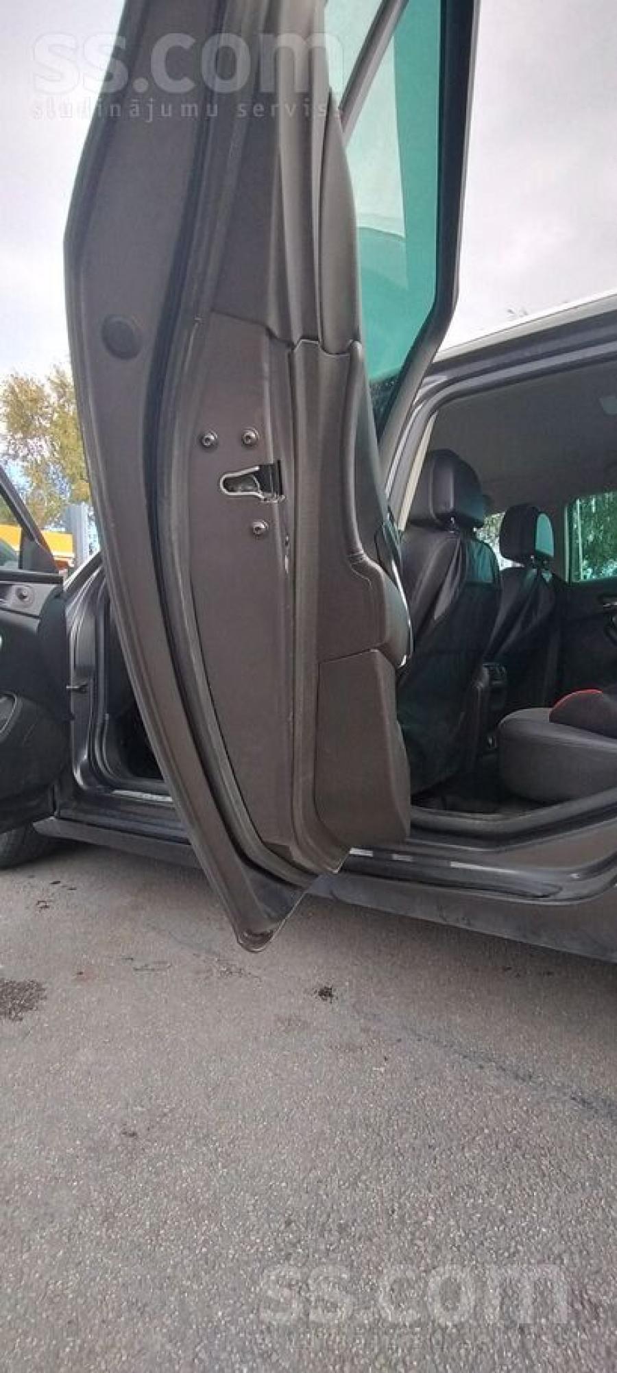Pelēks Opel Insignia 2012 Rīga, ar dzinēja tilpumu 2.00 L un nobraukumu 263 tūkst. km par 4500 €, foto 25 vietnē AUTOMOTO.COM.LV