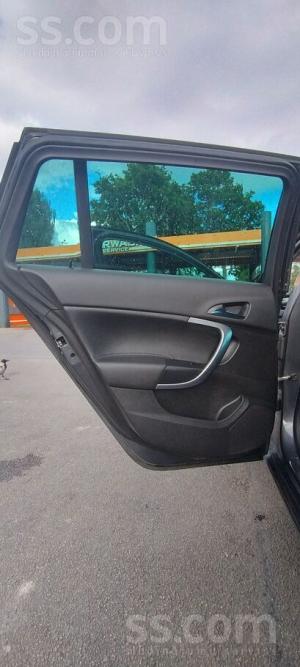Pelēks Opel Insignia 2012 Rīga, ar dzinēja tilpumu 2.00 L un nobraukumu 263 tūkst. km par 4500 €, foto 26 vietnē AUTOMOTO.COM.LV