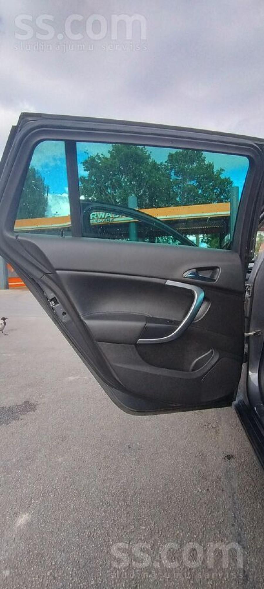 Pelēks Opel Insignia 2012 Rīga, ar dzinēja tilpumu 2.00 L un nobraukumu 263 tūkst. km par 4500 €, foto 26 vietnē AUTOMOTO.COM.LV