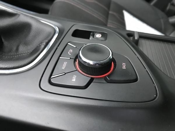 Pelēks Opel Insignia 2012 Rīga, ar dzinēja tilpumu 2.00 L un nobraukumu 241 tūkst. km par 4150 €, foto 8 vietnē AUTOMOTO.COM.LV