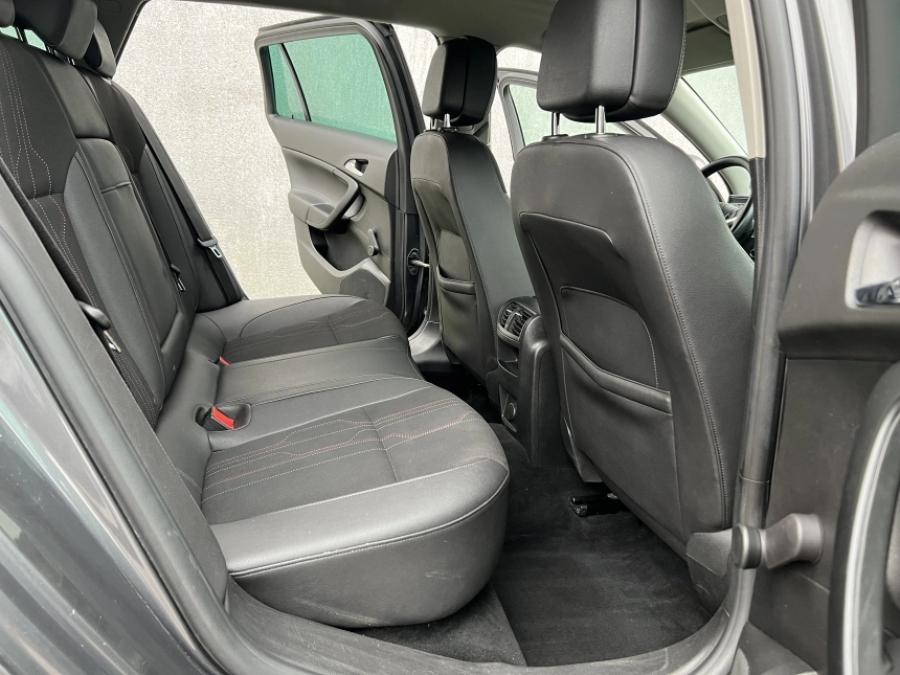 Pelēks Opel Insignia 2012 Rīga, ar dzinēja tilpumu 2.00 L un nobraukumu 241 tūkst. km par 4150 €, foto 24 vietnē AUTOMOTO.COM.LV