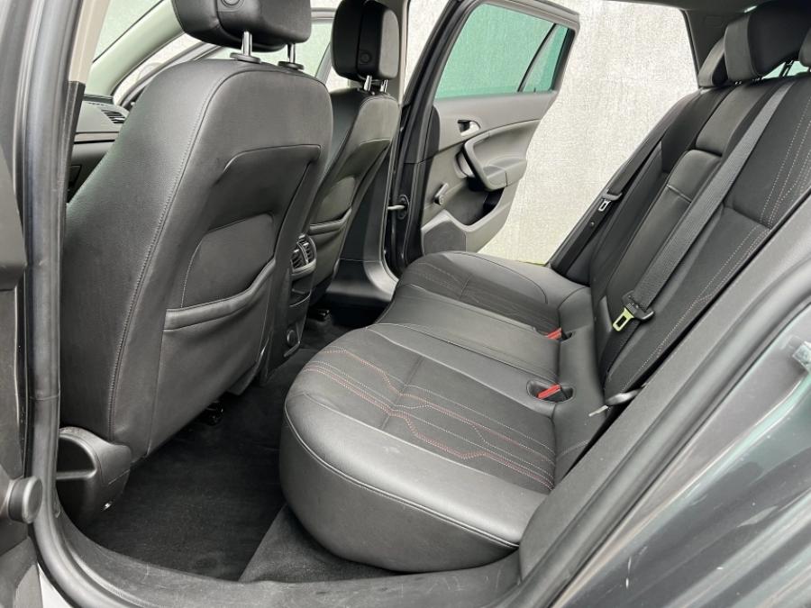 Pelēks Opel Insignia 2012 Rīga, ar dzinēja tilpumu 2.00 L un nobraukumu 241 tūkst. km par 4150 €, foto 42 vietnē AUTOMOTO.COM.LV