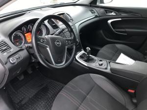 Pelēks Opel Insignia 2012 Rīga, ar dzinēja tilpumu 2.00 L un nobraukumu 241 tūkst. km par 4150 €, foto 43 vietnē AUTOMOTO.COM.LV