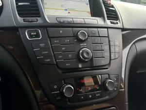 Grey Opel Insignia 2012 in Jelgava, with an engine capacity of 2.00 L and mileage of 328 thousand km for 3200 €, photo 20 on AUTOMOTO.COM.LV