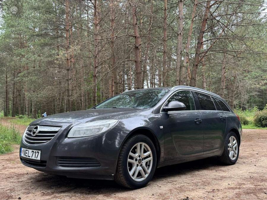 Pelēks Opel Insignia 2012 Utena, ar dzinēja tilpumu 1.96 L un nobraukumu 300 tūkst. km par 2499 €, foto 1 vietnē AUTOMOTO.COM.LV