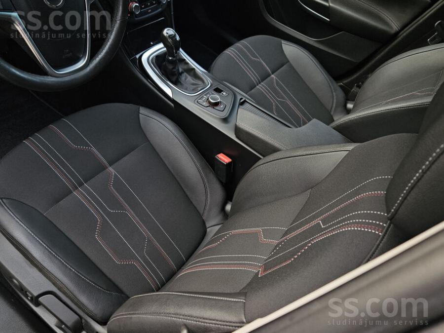 Pelēks Opel Insignia 2012 Rīga, ar dzinēja tilpumu 2.00 L un nobraukumu 276 tūkst. km par 4600 €, foto 12 vietnē AUTOMOTO.COM.LV