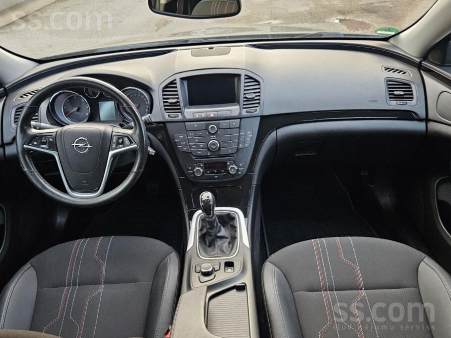 Pelēks Opel Insignia 2012 Rīga, ar dzinēja tilpumu 2.00 L un nobraukumu 276 tūkst. km par 4600 €, foto 16 vietnē AUTOMOTO.COM.LV
