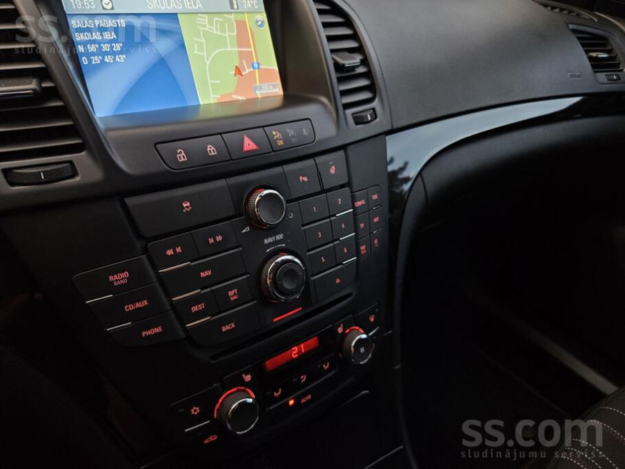 Pelēks Opel Insignia 2012 Rīga, ar dzinēja tilpumu 2.00 L un nobraukumu 276 tūkst. km par 4600 €, foto 22 vietnē AUTOMOTO.COM.LV