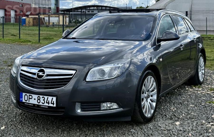 Grey Opel Insignia 2012 in Riga, with an engine capacity of 2.00 L and mileage of 214 thousand km for 2750 €, photo 1 on AUTOMOTO.COM.LV