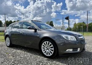 Grey Opel Insignia 2012 in Riga, with an engine capacity of 2.00 L and mileage of 214 thousand km for 2750 €, photo 5 on AUTOMOTO.COM.LV