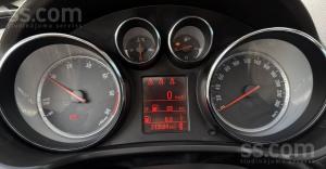 Grey Opel Insignia 2012 in Riga, with an engine capacity of 2.00 L and mileage of 214 thousand km for 2750 €, photo 11 on AUTOMOTO.COM.LV