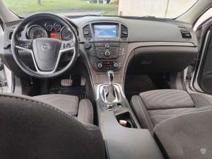 Grey Opel Insignia 2012 in Telschi, with an engine capacity of 2.00 L and mileage of 290 thousand km for 3450 €, photo 16 on AUTOMOTO.COM.LV