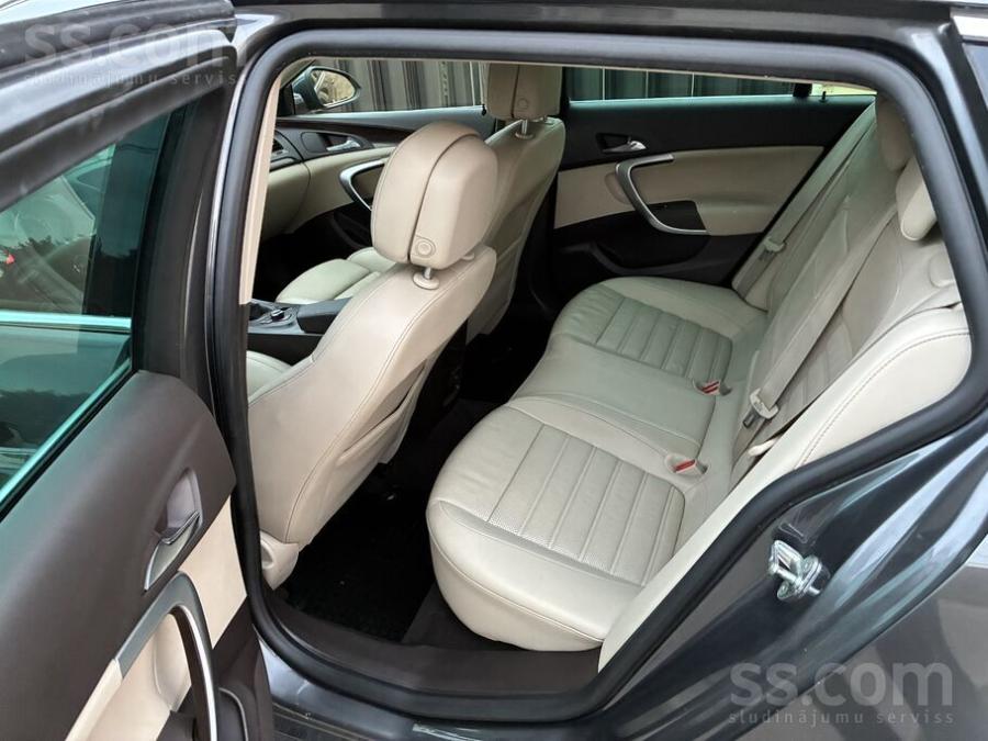 Pelēks Opel Insignia 2012 Daugavpils, ar dzinēja tilpumu 2.00 L un nobraukumu 0 tūkst. km par 3450 €, foto 13 vietnē AUTOMOTO.COM.LV