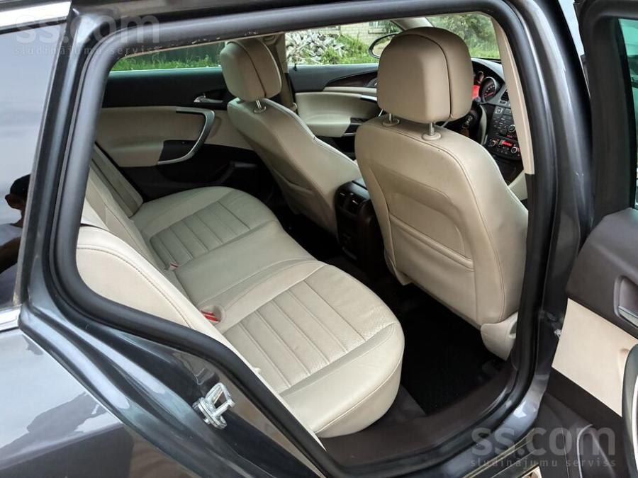 Pelēks Opel Insignia 2012 Daugavpils, ar dzinēja tilpumu 2.00 L un nobraukumu 0 tūkst. km par 3450 €, foto 14 vietnē AUTOMOTO.COM.LV