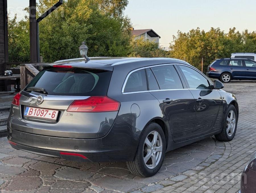 Pelēks Opel Insignia 2012 Liepāja, ar dzinēja tilpumu 2.00 L un nobraukumu 219 tūkst. km par 4490 €, foto 5 vietnē AUTOMOTO.COM.LV