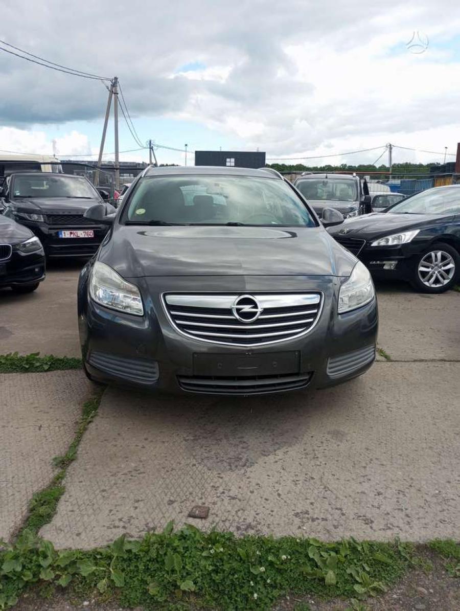 Grey Opel Insignia 2012 in Kaunas, with an engine capacity of 1.96 L and mileage of 248 thousand km for 2150 €, photo 3 on AUTOMOTO.COM.LV
