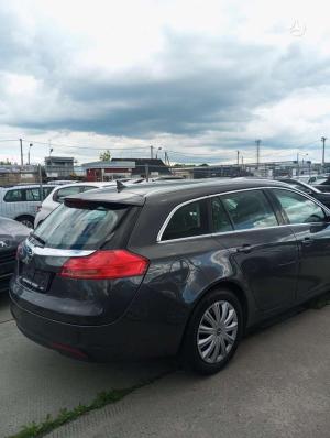 Grey Opel Insignia 2012 in Kaunas, with an engine capacity of 1.96 L and mileage of 248 thousand km for 2150 €, photo 7 on AUTOMOTO.COM.LV