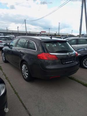 Grey Opel Insignia 2012 in Kaunas, with an engine capacity of 1.96 L and mileage of 248 thousand km for 2150 €, photo 9 on AUTOMOTO.COM.LV