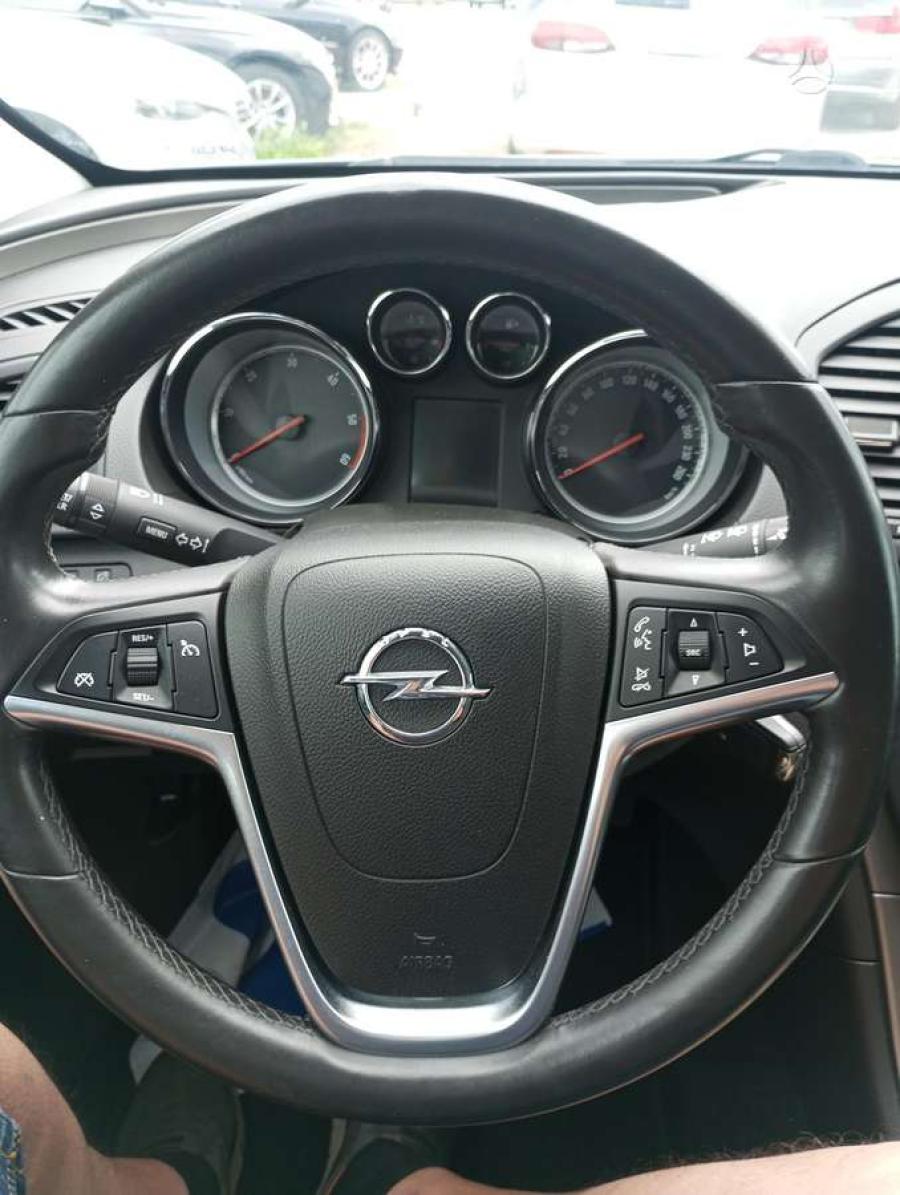 Grey Opel Insignia 2012 in Kaunas, with an engine capacity of 1.96 L and mileage of 248 thousand km for 2150 €, photo 17 on AUTOMOTO.COM.LV