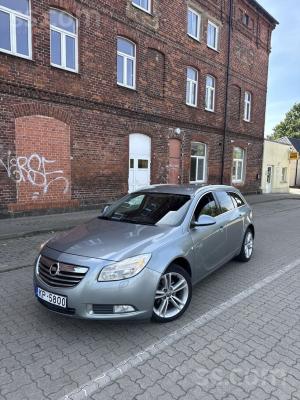 Grey Opel Insignia 2012 in Liepaja, with an engine capacity of 2.00 L and mileage of 328 thousand km for 3000 €, photo  on AUTOMOTO.COM.LV