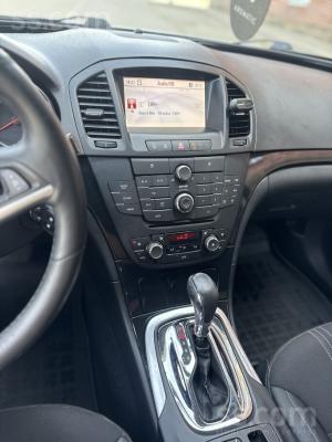 Grey Opel Insignia 2012 in Liepaja, with an engine capacity of 2.00 L and mileage of 328 thousand km for 3000 €, photo 5 on AUTOMOTO.COM.LV