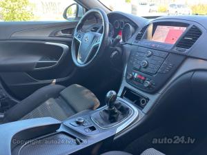 Grey Opel Insignia 2012 in Tallinn, with an engine capacity of 2.00 L and mileage of 294 thousand km for 2299 €, photo 11 on AUTOMOTO.COM.LV