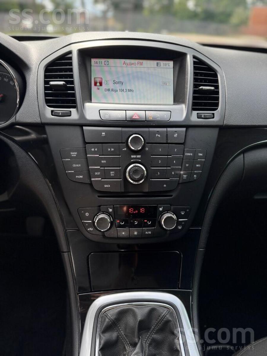 Pelēks Opel Insignia 2012 Liepāja, ar dzinēja tilpumu 2.00 L un nobraukumu 330 tūkst. km par 2650 €, foto 10 vietnē AUTOMOTO.COM.LV