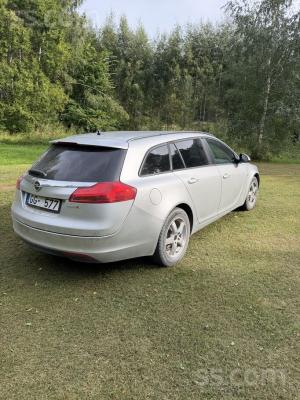 Pelēks Opel Insignia 2012 Valmiera, ar dzinēja tilpumu 2.00 L un nobraukumu 369 tūkst. km par 3550 €, foto 4 vietnē AUTOMOTO.COM.LV