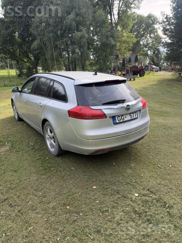 Pelēks Opel Insignia 2012 Valmiera, ar dzinēja tilpumu 2.00 L un nobraukumu 369 tūkst. km par 3550 €, foto 5 vietnē AUTOMOTO.COM.LV