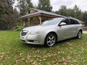 Pelēks Opel Insignia 2012 Valmiera, ar dzinēja tilpumu 2.00 L un nobraukumu 370 tūkst. km par 3300 €, foto  vietnē AUTOMOTO.COM.LV