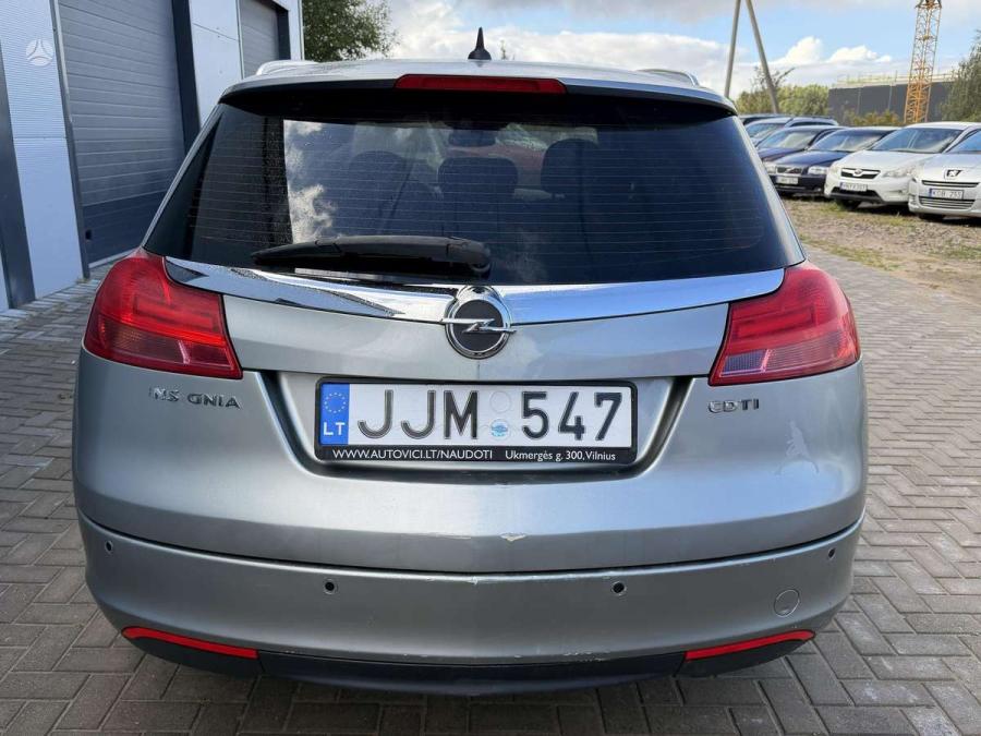 Pelēks Opel Insignia 2012 Viļņa, ar dzinēja tilpumu 1.96 L un nobraukumu 345 tūkst. km par 990 €, foto 6 vietnē AUTOMOTO.COM.LV