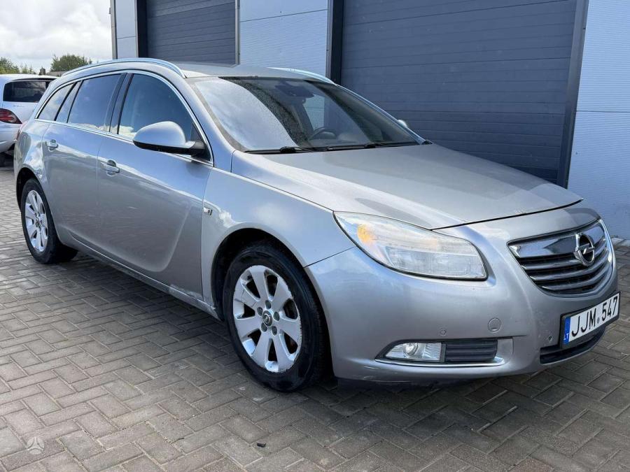 Pelēks Opel Insignia 2012 Viļņa, ar dzinēja tilpumu 1.96 L un nobraukumu 345 tūkst. km par 990 €, foto 10 vietnē AUTOMOTO.COM.LV