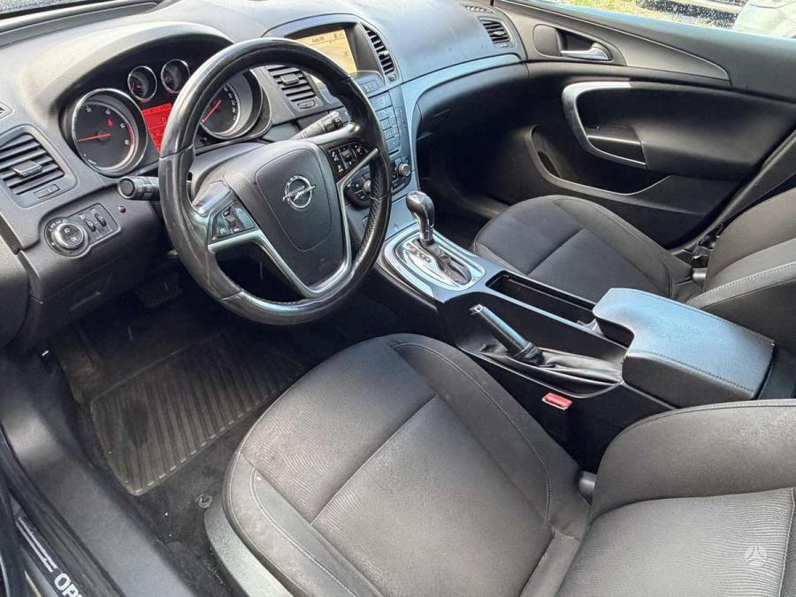Pelēks Opel Insignia 2012 Viļņa, ar dzinēja tilpumu 1.96 L un nobraukumu 345 tūkst. km par 990 €, foto 11 vietnē AUTOMOTO.COM.LV