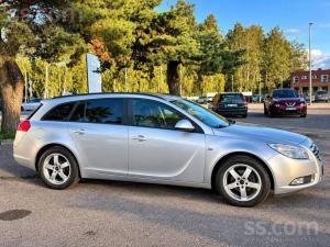 Grey Opel Insignia 2012 in Riga, with an engine capacity of 2.00 L and mileage of 370 thousand km for 2250 €, photo 6 on AUTOMOTO.COM.LV