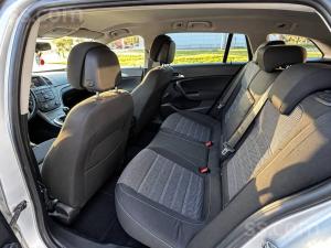 Grey Opel Insignia 2012 in Riga, with an engine capacity of 2.00 L and mileage of 370 thousand km for 2250 €, photo 10 on AUTOMOTO.COM.LV