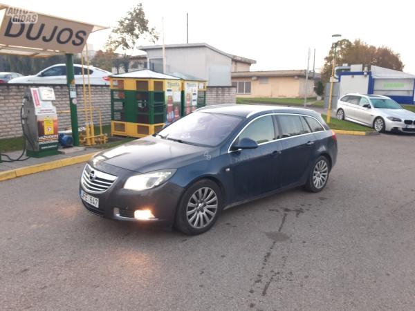 Grey Opel Insignia 2012 in Kaunas, with an engine capacity of 2.00 L and mileage of 240 thousand km for 1400 €, photo 3 on AUTOMOTO.COM.LV